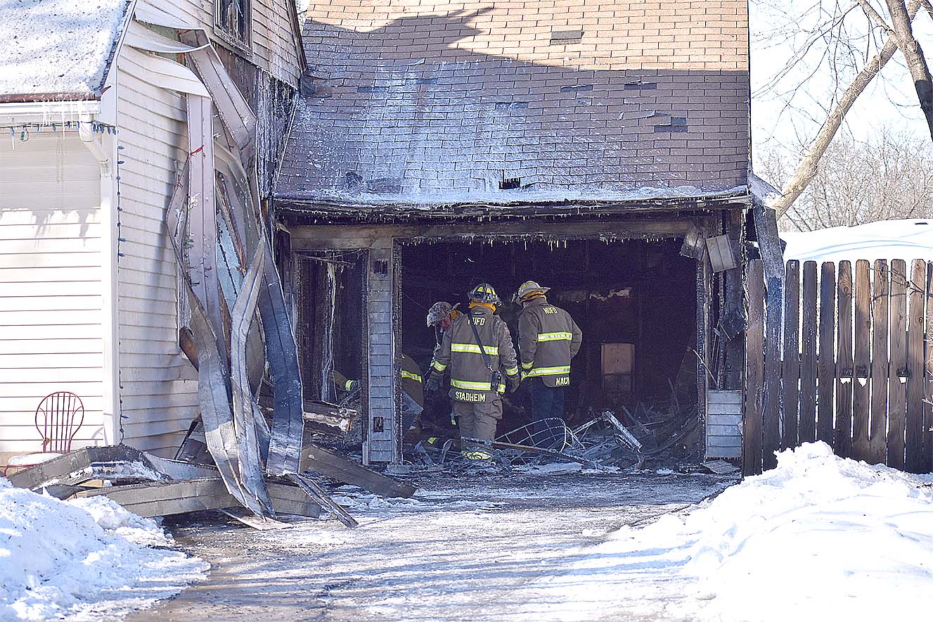Fire damages houses on Hilltop | News, Sports, Jobs - The Journal